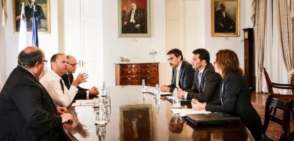 Malta Insurance Association pays a courtesy visit to the Prime Minister ...